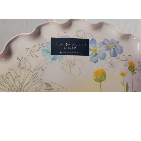 Tahari | Kitchen | Tahari Home Cake Stand Floral Flowers Spring ...